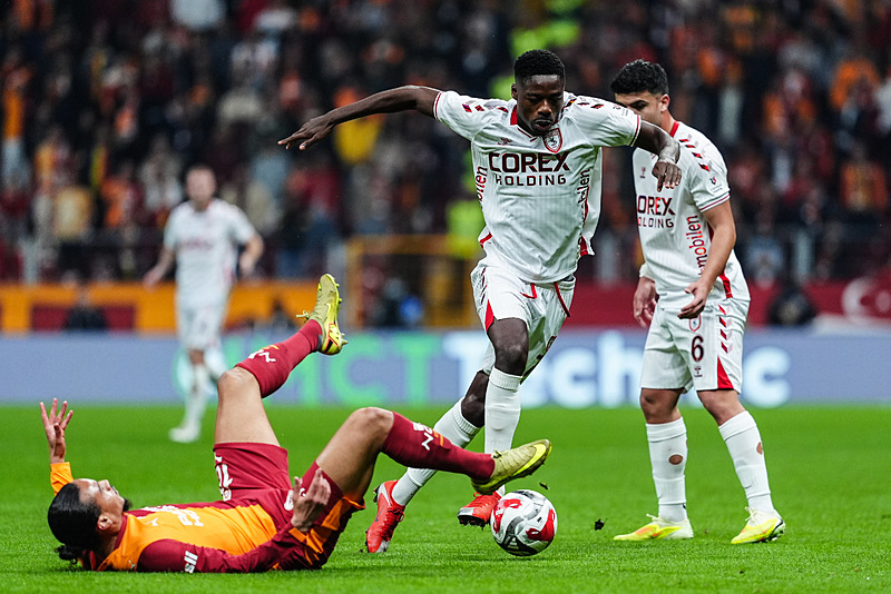 Ve transferde ilk imza geldi! Anthony Musaba resmen Fenerbahçe’de