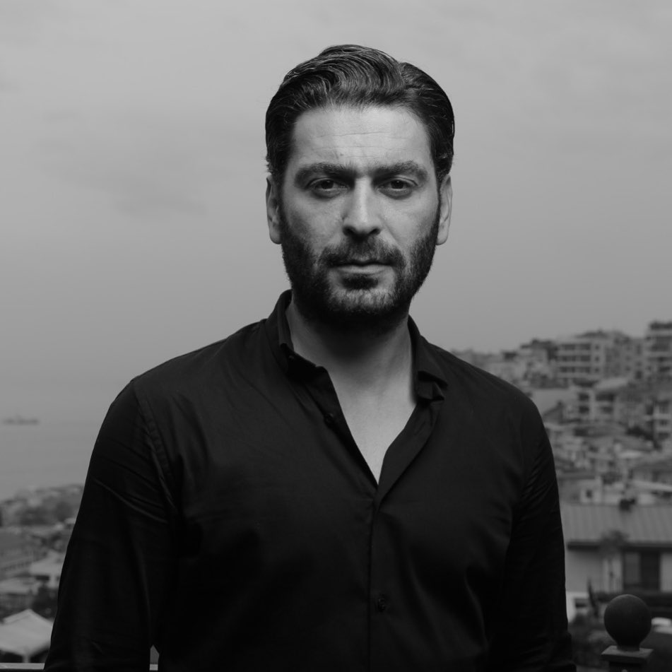Ozan Akbaba 25 yıl sonra Kars’ta doğduğu eve gitti